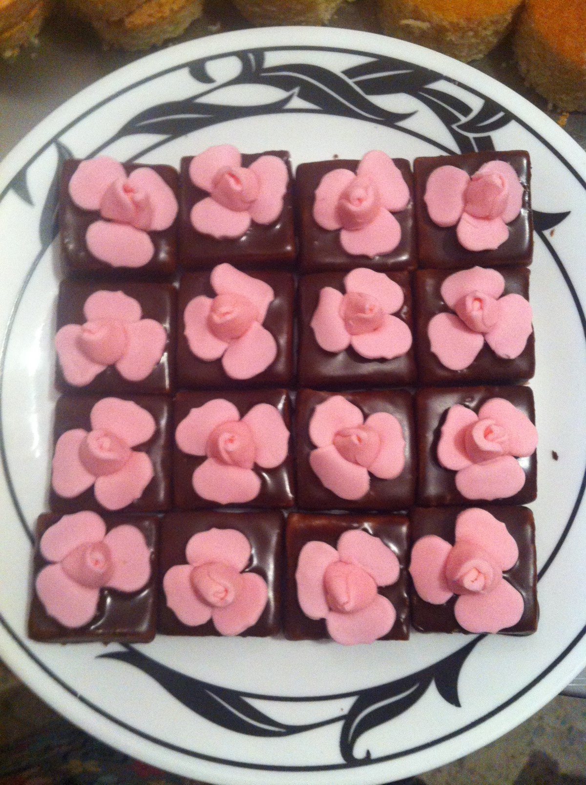 Flowers Mini Cakes