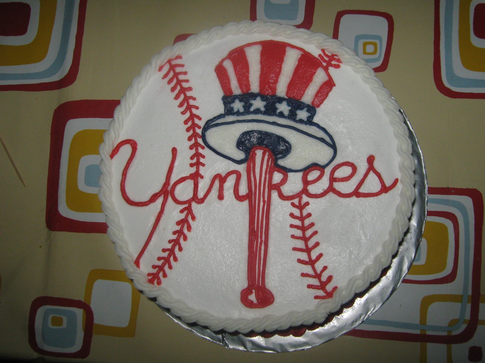 Yankees Cake