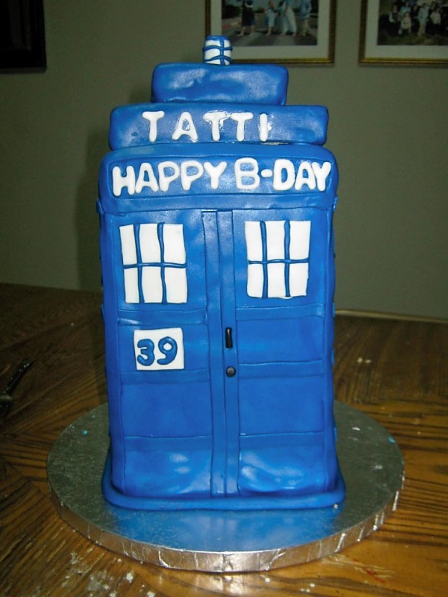 Doctor Who Cake